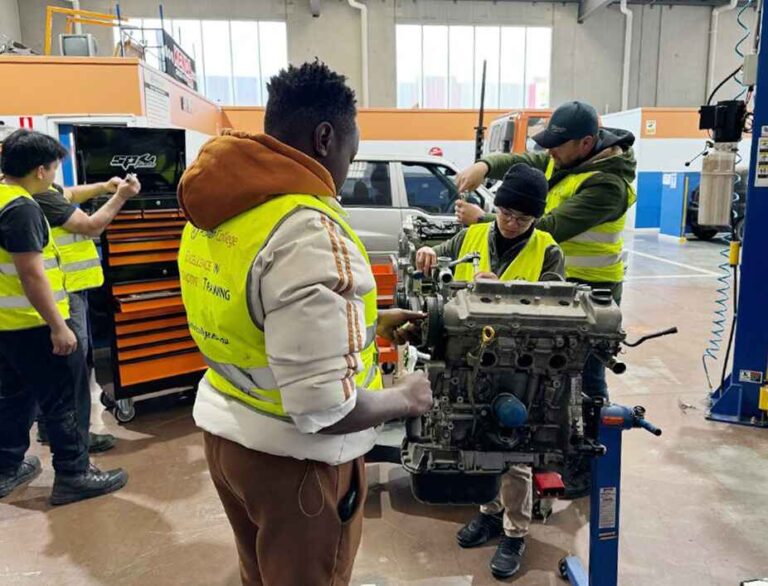 Automotive Courses – Ashton College